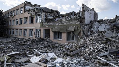 Як війна вплинула на економіку України Dw 12 09 2022