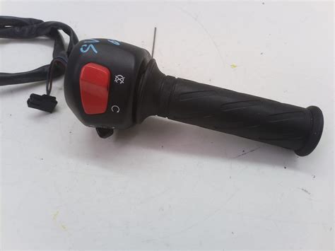 Suzuki Sv 650 Commutatore Devioluci Destro Actionbike