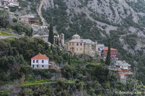 Foto Schitul „sfânta Ana” Athos Doxologia