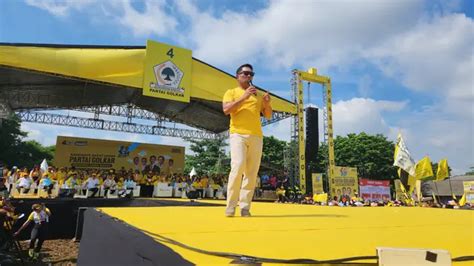 Ramaikan Kampanye Golkar Ridwan Kamil Ajak Warga Dukung Program