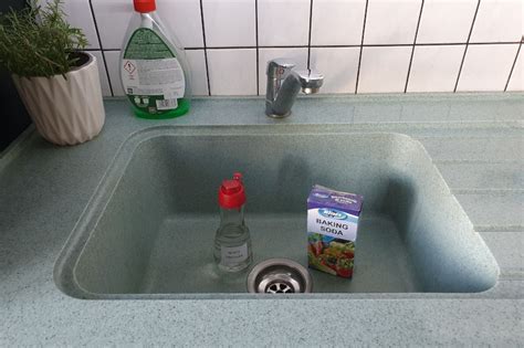 5 Easy Ways To Remove Rust From A Garbage Disposal Az Rust
