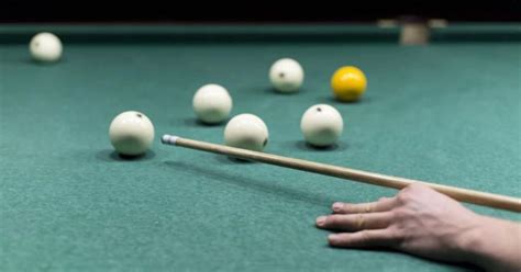 How To Hold A Pool Stick Properly Hand Position Grip And Bridge