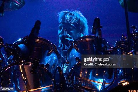 87 Bobby Blotzer Stock Photos, High-Res Pictures, and Images - Getty Images