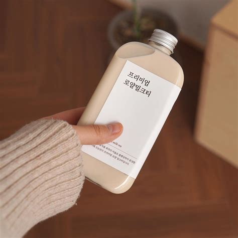 스튜디오 모눈 명함쿠폰 스티커 택 On Instagram ⠀ 꾸준히 인기있는 밀크티 라벨스티커 ☕️ 밀크티 콜드브루 각종 주스등에 정말 잘 어울리는 스티ᄏ