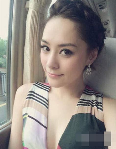 Clip Nóng Chung Hân Đồng Và Trần Quán Hy Chấn động Cbiz