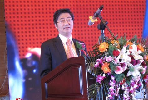 著名经济学家周德文：企业家要秉承创业创新精神