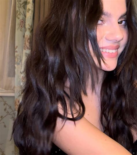 Dafne Keen 10 08 2022 • Celebmafia