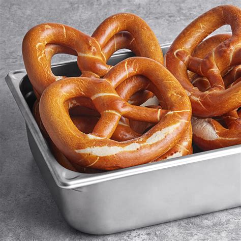 Ditsch Authentic German Soft Pretzel With Salt Packet 6 Oz 24 Case