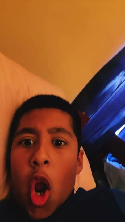 How Come This Does Not Work With Your Forehead Because The Phone Should Get Blurry Youtube