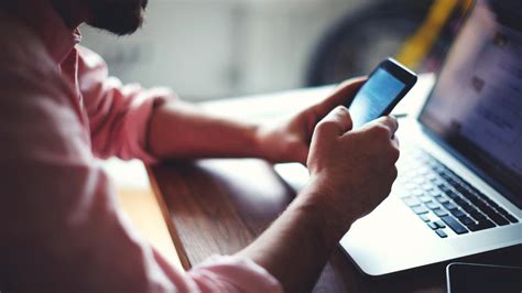 Nie odpowiadaj na tego SMS a Twoje pieniądze znikną z konta