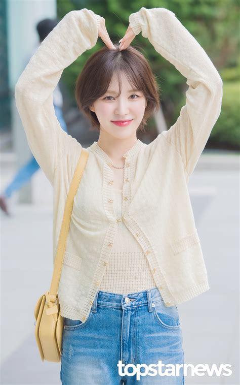 웬디의 영스트리트 마지막 출근길 사진들 방송 연예 꾸르