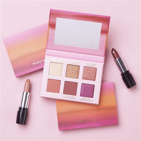 Prepare To Fall” In Love With This Limited Edition† Mary Kay® Warm Hues Eye Shadow Palette