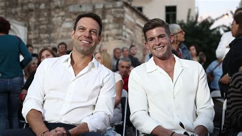 Στέφανος Κασσελάκης Tyler Mcbeth Στη δημοσιότητα το προσκλητήριο του