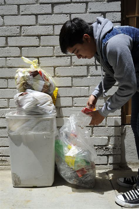Advierte Dirección de Salud Pública riesgos que ocasiona tirar basura