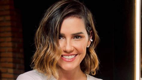 Deborah Secco Diz Que Precisamos Falar Sobre Prostituição Elas Sofrem