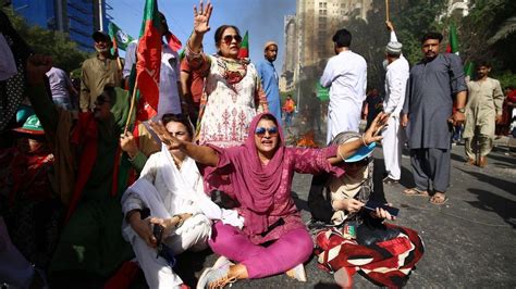 Imran Khan Mass Protests Across Pakistan After Ex Pm Imran Khan Arrest