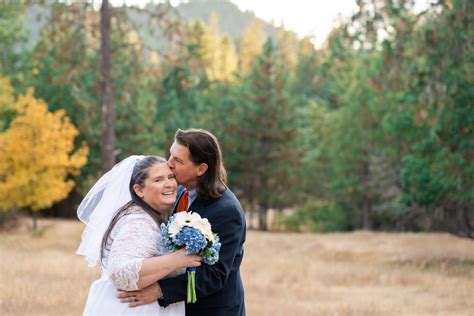 Natures Elegance Beckons Your Southern Oregon Wedding At Cascade