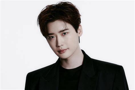Lee Jong Suk Indicators With New Company K Pop News