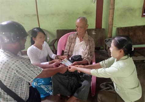 အိမ်မဲမြို့နယ်တွင် အသက် ၈၅ နှစ်အထက် ဘိုးဘွား ၈၂၃ ဦးအား အိမ်တိုင်ရာရောက