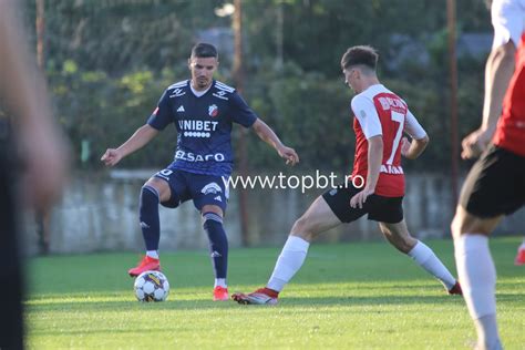 Doi jucători au debutat pentru FC Botoșani în amicalul cu Șomuz Fălticeni FOTO TOP Botoșani