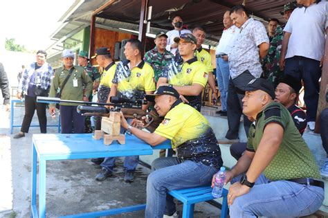 Diikuti Ratusan Peserta Wabup Banggai Buka Lomba Tembak ‘banggai