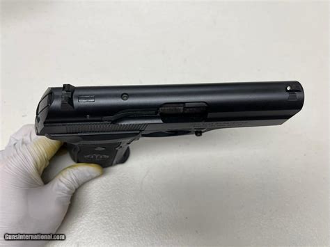 Beretta 8045 Cougar