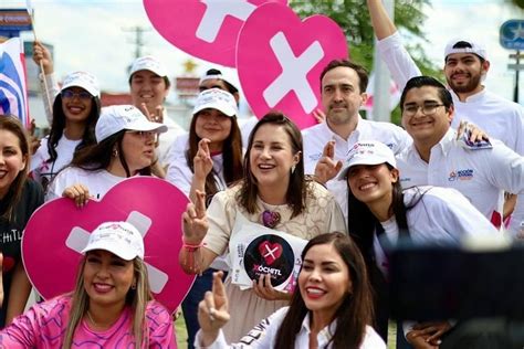 Se Reúne Hija De Xóchitl Con Candidatos En Nl