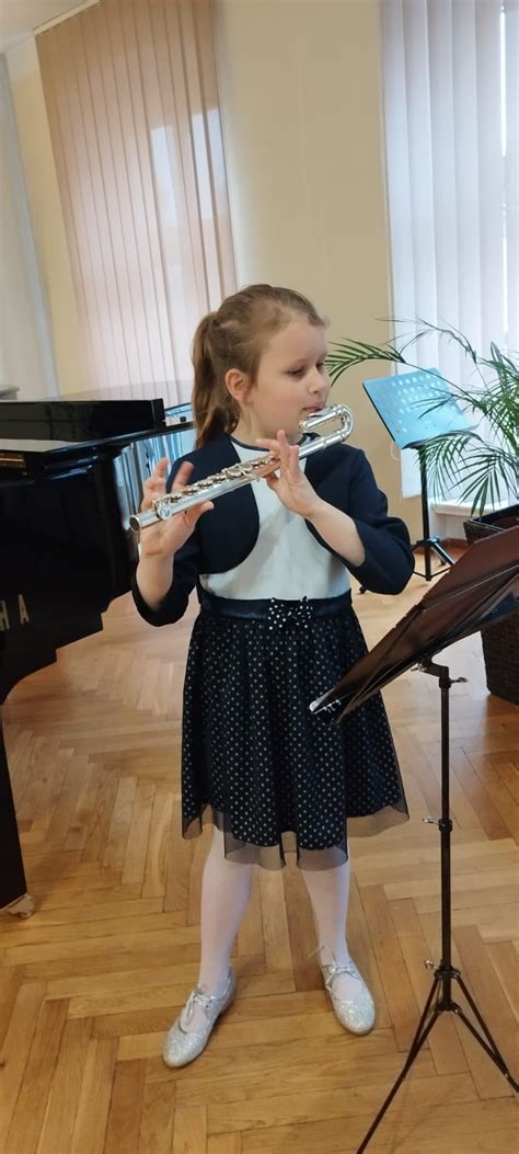 Koncert uczniów klasy fletu i trąbki Wiosenne impresje 19 maja 2023