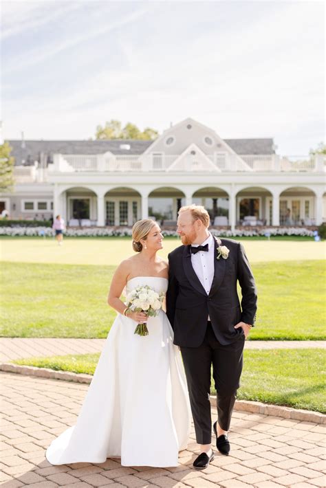 These Golf Lovers Had A Garden Party Wedding At Hackensack Golf Club