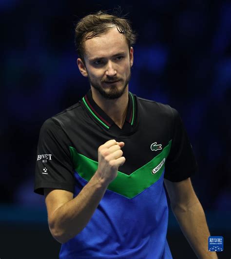 Atp年终总决赛：梅德韦杰夫胜卢布列夫 新华网