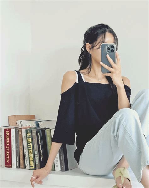 로로텐 카온 오프숄더티 세일