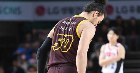 부상 마레이 4주 진단대체 외국선수 찾는 중