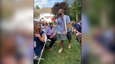 Toxii Daniëlle hat sich als erste Frau der Welt Nase amputieren lassen