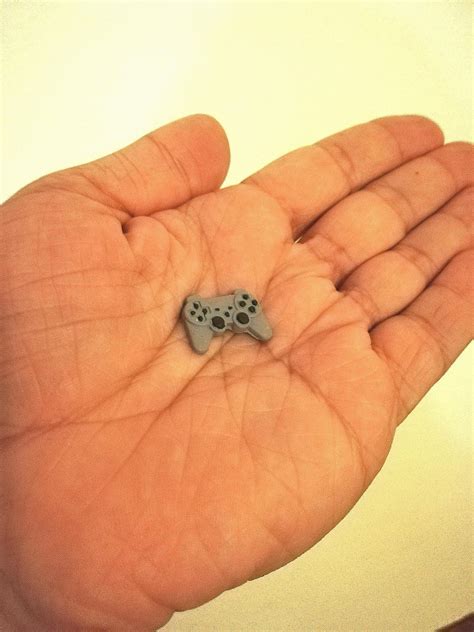 what is this a playstation controller for ants r thingsforants