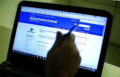 Receita abre amanhã consulta ao lote residual de restituição do IRPF