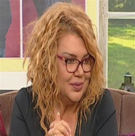 Ваня Червенкова е неузнаваема на новата си снимка За Жената