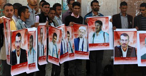 Yemen At The Edge Of Civil War Un Envoy Says Cbs News