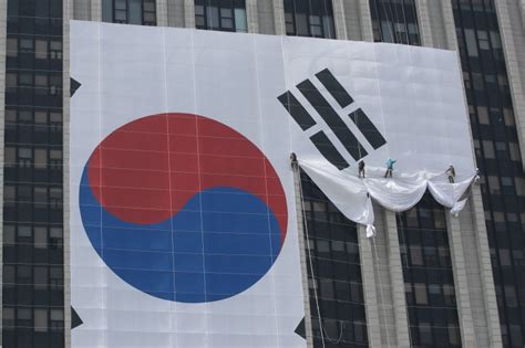 Controversial South Korea Pundit Receives Suspended Prison Sentence