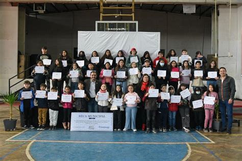 2346 Estudiantes Reciben Beca Municipal De Educación Superior El