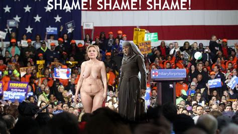 Post Fakes Game Of Thrones Hannah Waddingham Hillary Clinton Politics Septa Unella