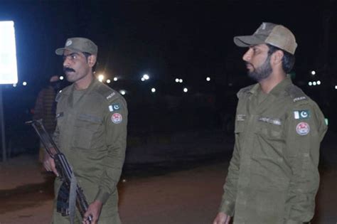 Roznama Dunya میانوالی قبول خیل چیک پوسٹ پر دہشت گردوں کا حملہ ناکام