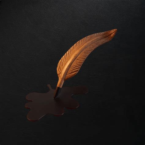 Plume En Noyer Décoration Artisanale