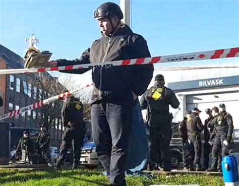 Датский политик Палудан сжёг Коран у мечети в Копенгагене