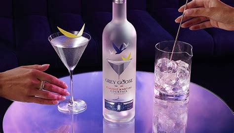 How To Serve And Garnish Bottled Martini Cocktails ® Grey Goose