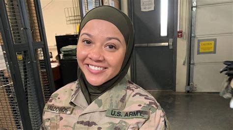 Beards Turbans And Hijabs Are Now Included Into US Air Force Dress Code 6 Pics Izismile Com