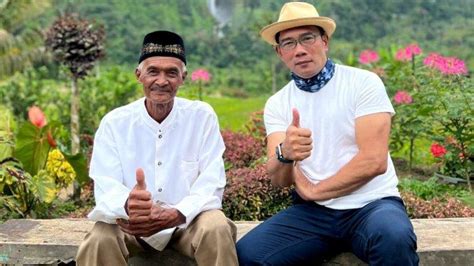 Dibantu Ridwan Kamil Rumput Halaman Rumah Abah Jajang Di Cianjur Yang