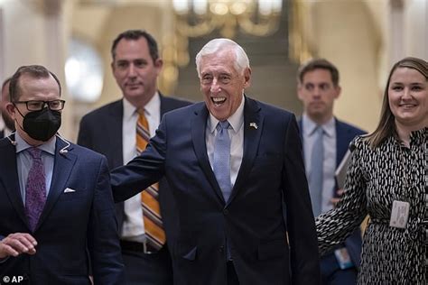House Democrats Shake Up Leadership Nancys 83 Year Old Number Two