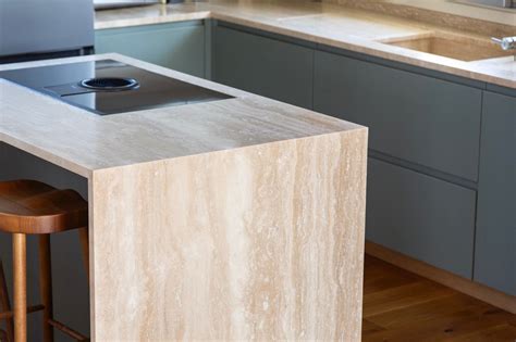 Travertine Kitchen Dedalo Stone