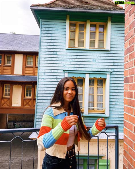 Actress Sari Arambulo Hd Instagram Photos And Wallpapers September 2022 Gethu Cinema