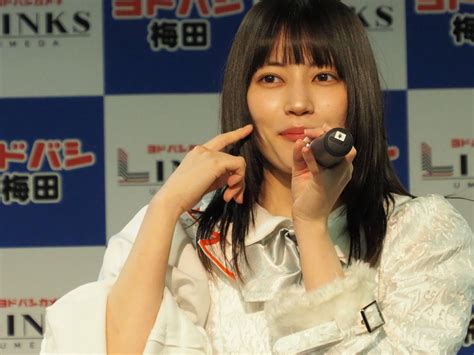 ポンチくん On Twitter 『ぼっち』リリイベ20230204 パフォーマンス中の麦ちゃん① 白キャン 白キャンぼっちリリイベ